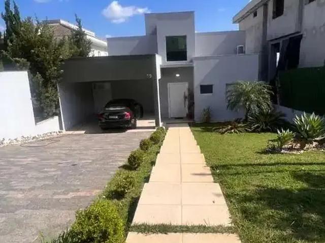 Casa / Sobrado em Condomínio para Locação em Santana de Parnaíba/SP Alphaville 3 Quartos