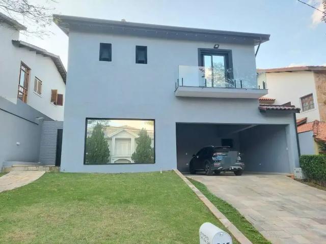 Casa / Sobrado em Condomínio para Locação em Santana de Parnaíba/SP Alphaville 3 Quartos