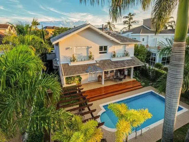 Casa / Sobrado em Condomínio para Locação em Santana de Parnaíba/SP Alphaville 3 Quartos