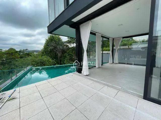 Casa / Sobrado em Condomínio para Locação em Santana de Parnaíba/SP Alphaville 3 Quartos