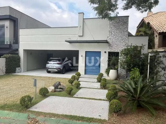 Casa / Sobrado em Condomínio para Locação em Santana de Parnaíba/SP Alphaville 3 Quartos