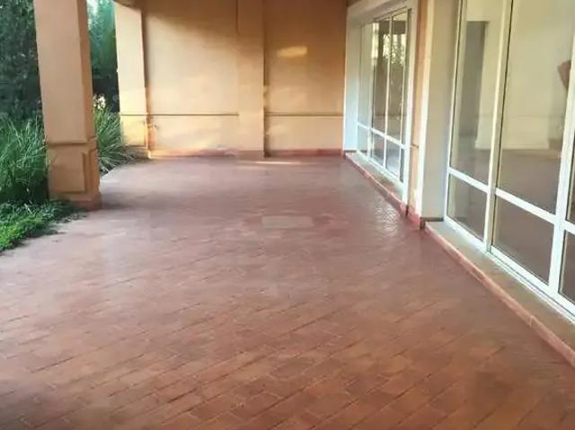 Casa / Sobrado em Condomínio para Locação em Santana de Parnaíba/SP Alphaville 3 Quartos