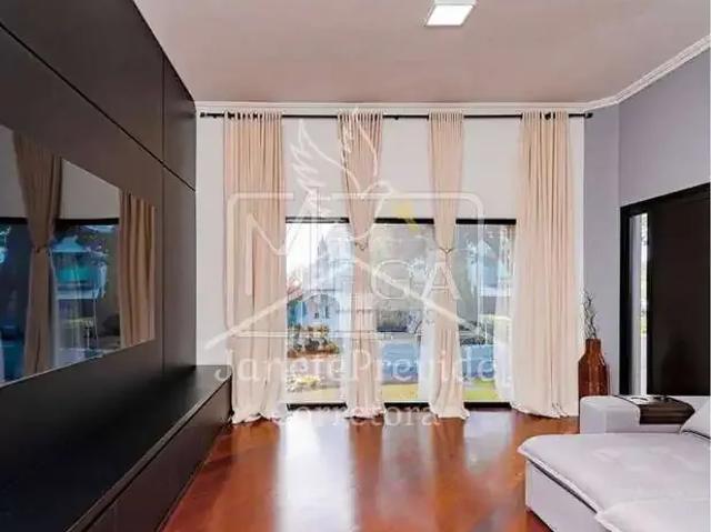 Casa / Sobrado em Condomínio para Locação em Santana de Parnaíba/SP Alphaville 3 Quartos