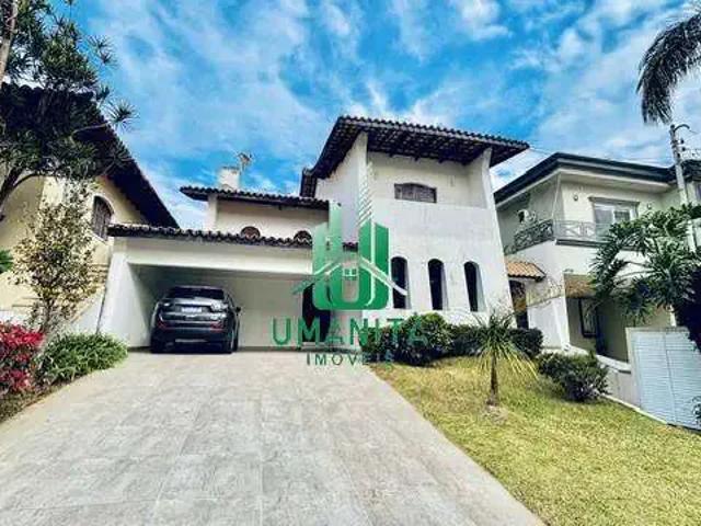 Casa / Sobrado em Condomínio para Locação em Santana de Parnaíba/SP Alphaville 3 Quartos