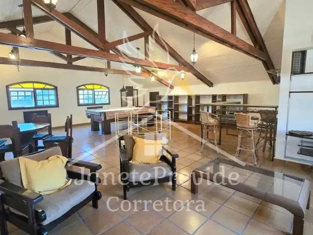 Casa / Sobrado em Condomínio para Locação em Santana de Parnaíba/SP Alphaville 3 Quartos