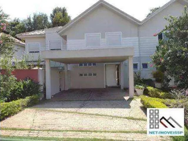 Casa / Sobrado em Condomínio para Locação em Santana de Parnaíba/SP Alphaville 3 Quartos