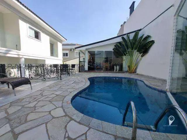 Casa / Sobrado em Condomínio para Locação em Santana de Parnaíba/SP Alphaville Residencial 10 4 Quartos