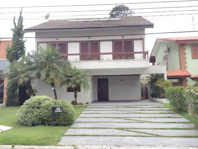 Casa / Sobrado em Condomínio para Locação em Santana de Parnaíba/SP Morada das Flores Aldeia da Serra 3 Quartos