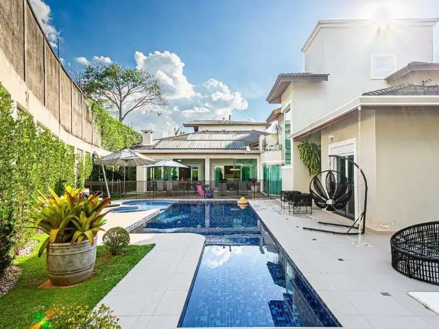 Casa / Sobrado em Condomínio para Locação em Santana de Parnaíba/SP Morada das Flores Aldeia da Serra 4 Quartos