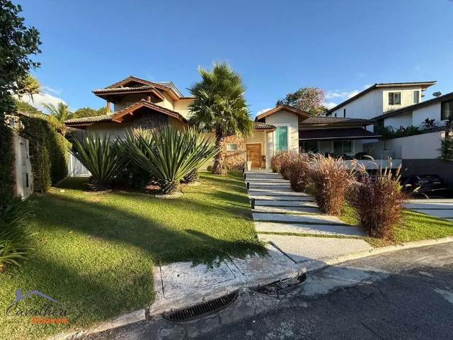 Casa / Sobrado em Condomínio para Locação em Santana de Parnaíba/SP Morada das Flores Aldeia da Serra 4 Quartos