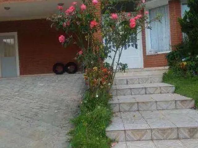 Casa / Sobrado em Condomínio para Locação em Santana de Parnaíba/SP Morada das Flores Aldeia da Serra 4 Quartos