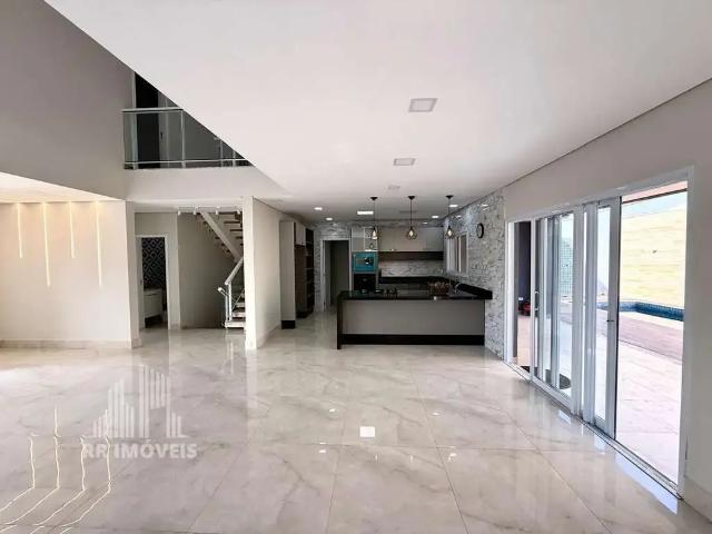 Casa / Sobrado em Condomínio para Locação em Santana de Parnaíba/SP Suru 3 Quartos
