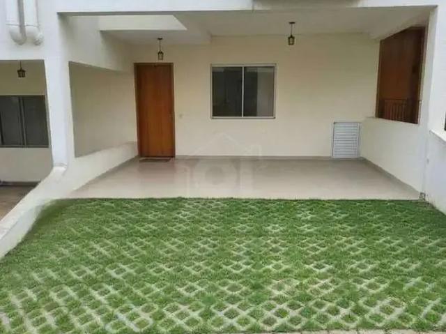 Casa / Sobrado em Condomínio para Locação em Santana de Parnaíba/SP Parque Fernão Dias 3 Quartos
