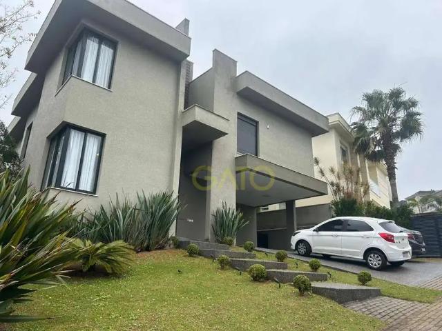 Casa / Sobrado em Condomínio para Locação em Santana de Parnaíba/SP Tamboré 4 Quartos