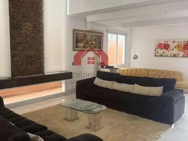 Casa / Sobrado em Condomínio para Locação em Santana de Parnaíba/SP Tamboré 4 Quartos