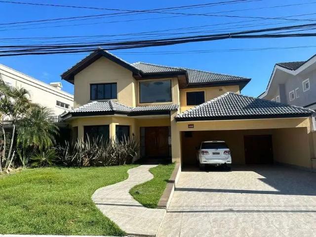 Casa / Sobrado em Condomínio para Locação em Santana de Parnaíba/SP Tamboré 4 Quartos