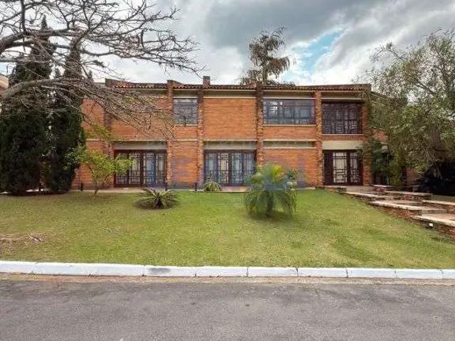 Casa / Sobrado em Condomínio para Locação em Santana de Parnaíba/SP Tamboré 4 Quartos