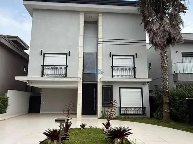 Casa / Sobrado em Condomínio para Locação em Santana de Parnaíba/SP Tamboré 4 Quartos