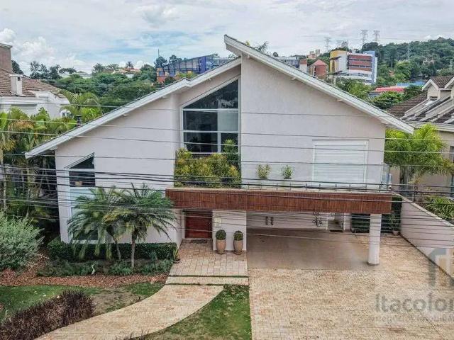 Casa / Sobrado em Condomínio para Locação em Santana de Parnaíba/SP Tamboré 4 Quartos