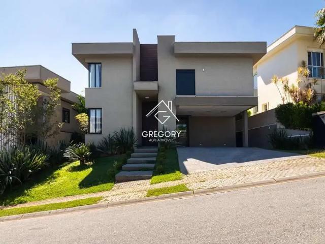 Casa / Sobrado em Condomínio para Locação em Santana de Parnaíba/SP Tamboré 4 Quartos