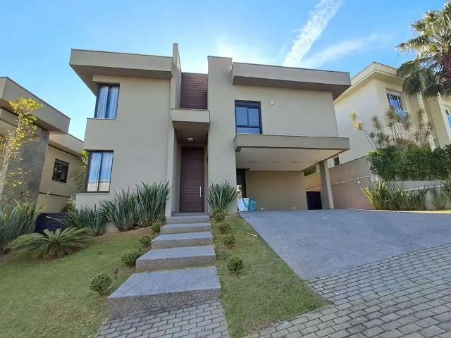 Casa / Sobrado em Condomínio para Locação em Santana de Parnaíba/SP Tamboré 4 Quartos