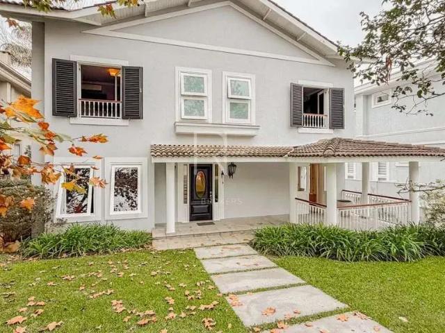 Casa / Sobrado em Condomínio para Locação em Santana de Parnaíba/SP Tamboré 4 Quartos