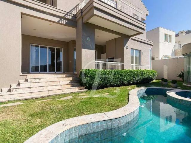 Casa / Sobrado em Condomínio para Locação em Santana de Parnaíba/SP Tamboré 4 Quartos