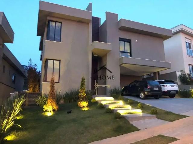 Casa / Sobrado em Condomínio para Locação em Santana de Parnaíba/SP Tamboré 4 Quartos