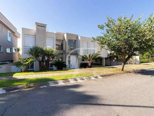 Casa / Sobrado em Condomínio para Locação em Santana de Parnaíba/SP Tamboré 4 Quartos
