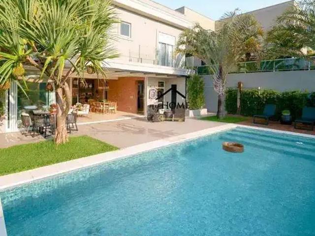 Casa / Sobrado em Condomínio para Locação em Santana de Parnaíba/SP Tamboré 4 Quartos