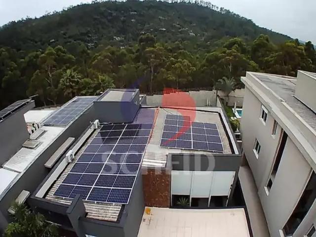 Casa / Sobrado em Condomínio para Locação em Santana de Parnaíba/SP Tamboré 4 Quartos