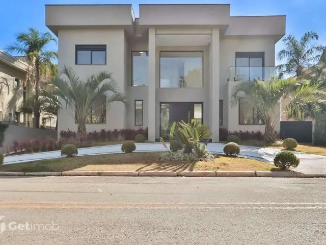 Casa / Sobrado em Condomínio para Locação em Santana de Parnaíba/SP Tamboré 5 Quartos