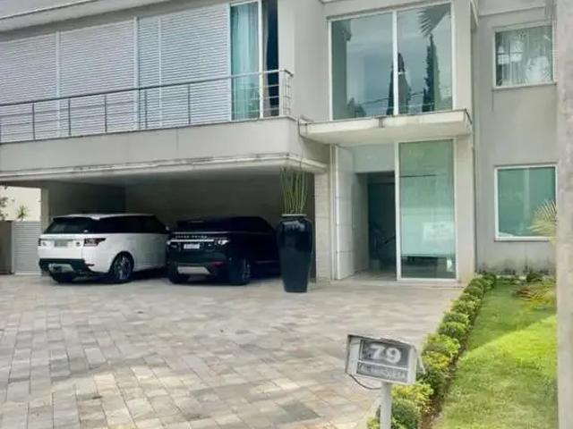 Casa / Sobrado em Condomínio para Locação em Santana de Parnaíba/SP Tamboré 5 Quartos
