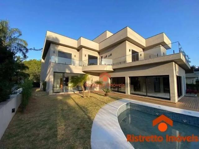 Casa / Sobrado em Condomínio para Locação em Santana de Parnaíba/SP Tamboré 5 Quartos