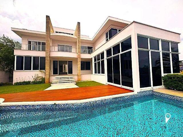 Casa / Sobrado em Condomínio para Locação em Santana de Parnaíba/SP Tamboré 5 Quartos