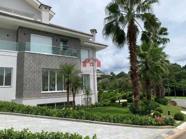 Casa / Sobrado em Condomínio para Locação em Santana de Parnaíba/SP Tamboré 5 Quartos