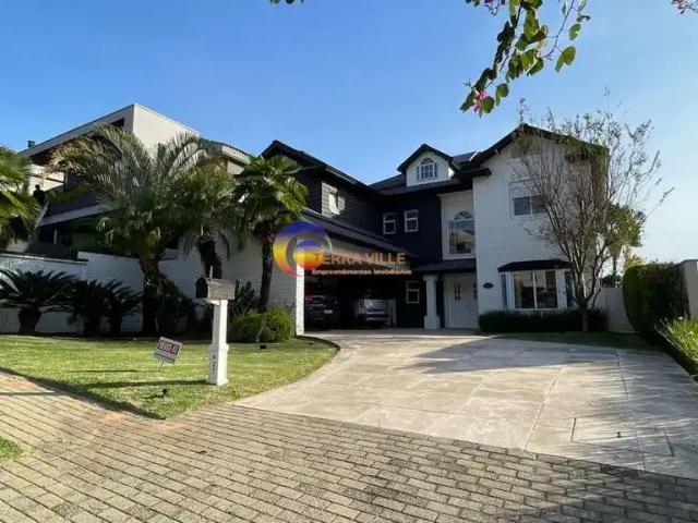 Casa / Sobrado em Condomínio para Locação em Santana de Parnaíba/SP Tamboré