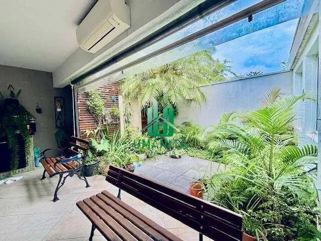 Casa / Sobrado em Condomínio para Locação em Santana de Parnaíba/SP Tamboré 3 Quartos