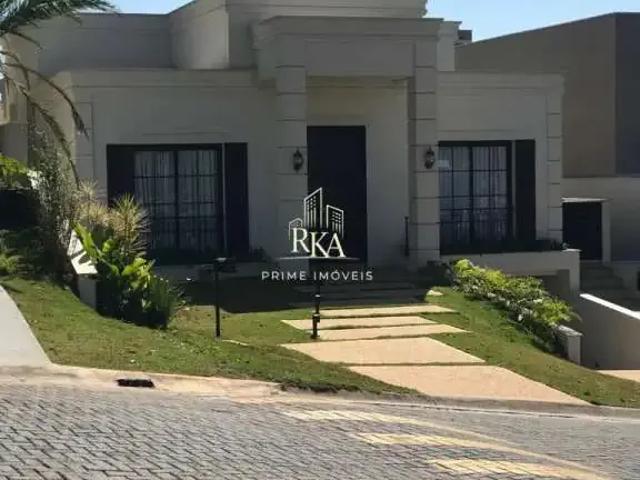 Casa / Sobrado em Condomínio para Locação em Santana de Parnaíba/SP Tamboré 3 Quartos