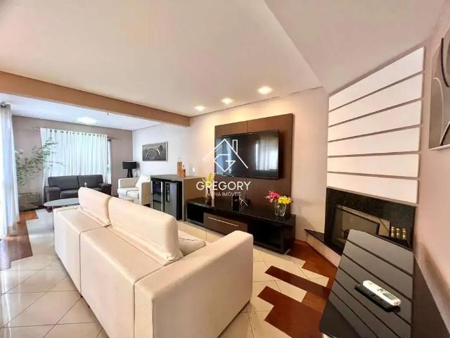 Casa / Sobrado em Condomínio para Locação em Santana de Parnaíba/SP Tamboré 3 Quartos