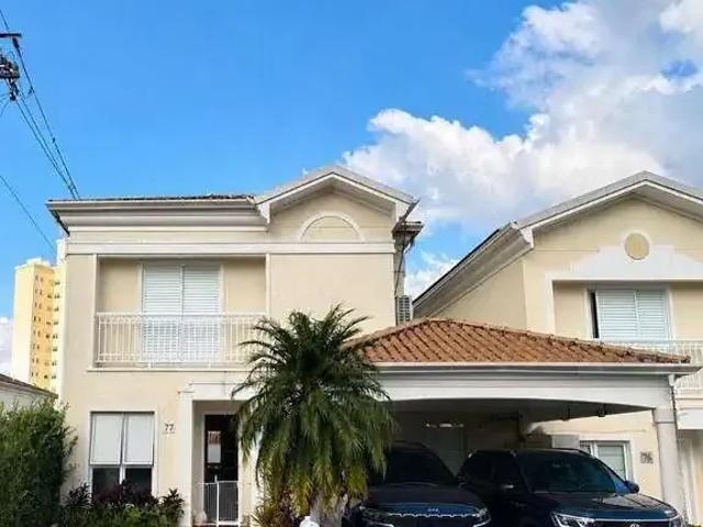 Casa / Sobrado em Condomínio para Locação em Santana de Parnaíba/SP Tamboré 3 Quartos