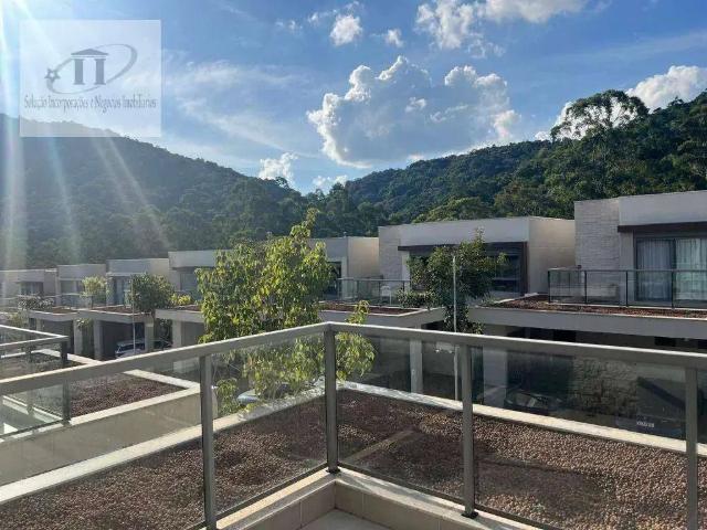 Casa / Sobrado em Condomínio para Locação em Santana de Parnaíba/SP Tamboré 3 Quartos