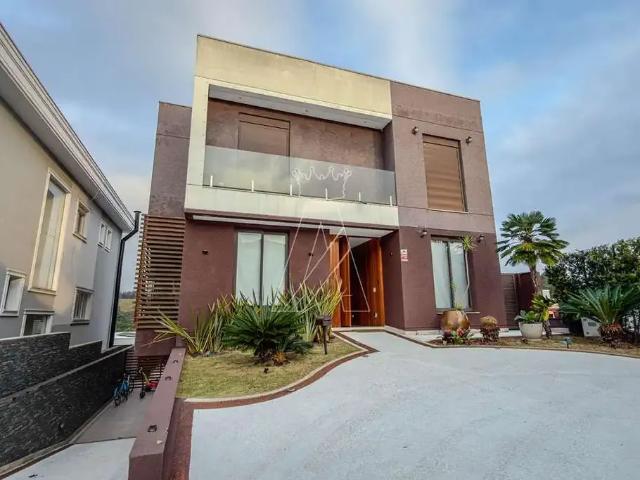 Casa / Sobrado em Condomínio para Locação em Santana de Parnaíba/SP Tamboré 3 Quartos