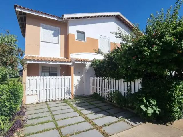 Casa / Sobrado em Condomínio para Locação em Santana de Parnaíba/SP Vila Poupança 2 Quartos