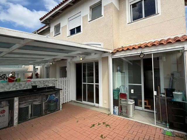 Casa / Sobrado em Condomínio para Locação em Santana de Parnaíba/SP Vila Poupança 3 Quartos