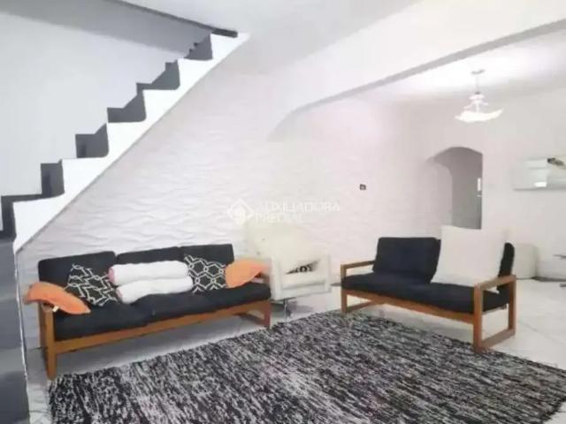 Casa / Sobrado em Condomínio para Locação em Santo André/SP Jardim Santo André 4 Quartos
