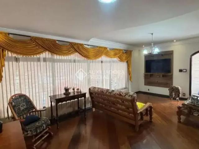 Casa / Sobrado em Condomínio para Locação em Santo André/SP Parque Jaçatuba 4 Quartos