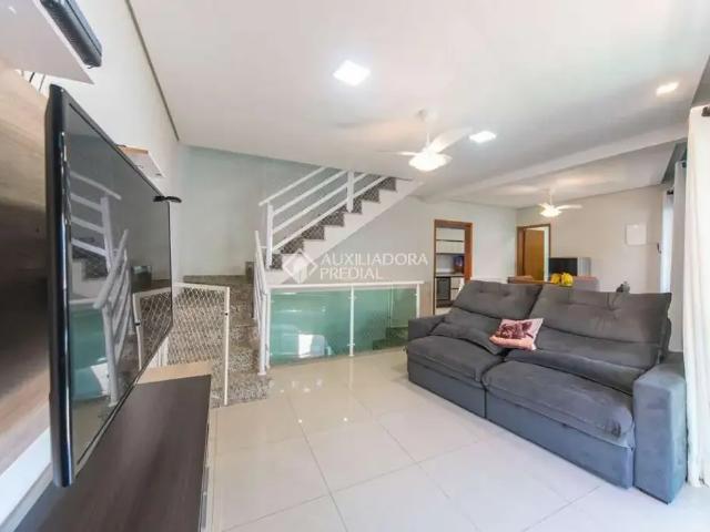 Casa / Sobrado em Condomínio para Locação em Santo André/SP Vila Linda 3 Quartos
