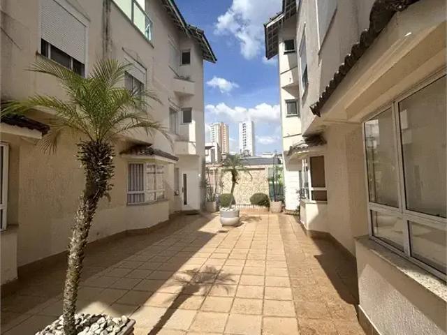 Casa / Sobrado em Condomínio para Locação em Santo André/SP Vila Valparaíso 3 Quartos