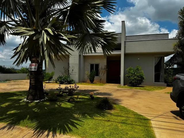 Casa / Sobrado em Condomínio para Locação em Salto/SP Buru 4 Quartos